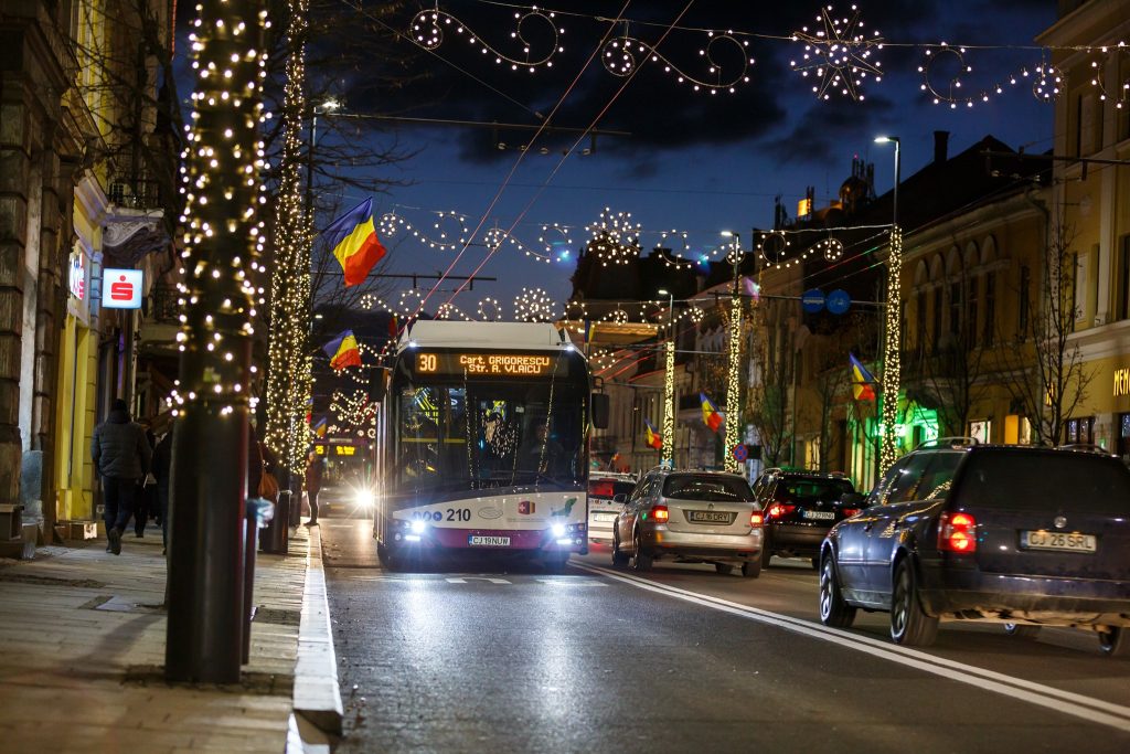 Mai multe autobuze și troleibuze pe câteva linii din Cluj, începând din ...