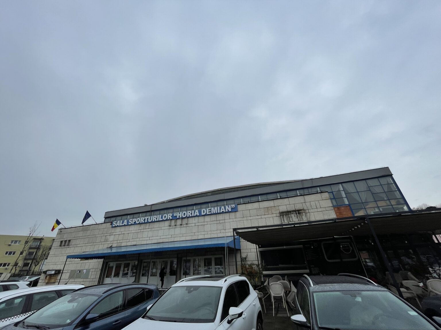 Ce n-a reușit Boc, vrea să reușească Tișe: Sala Sporturilor „Horia ...