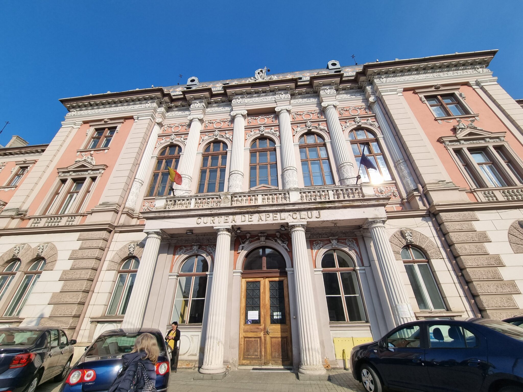 Hoț de laptopuri din căminele studențești ale UMF Cluj, condamnat ...